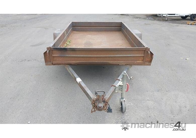 Buy Used victorian trailers 9X5 Trailers (1066849) - Listed on Machines4u