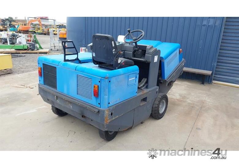 Used conquest Conquest PB 200d Ride On Sweeper (1094549) - Listed on ...