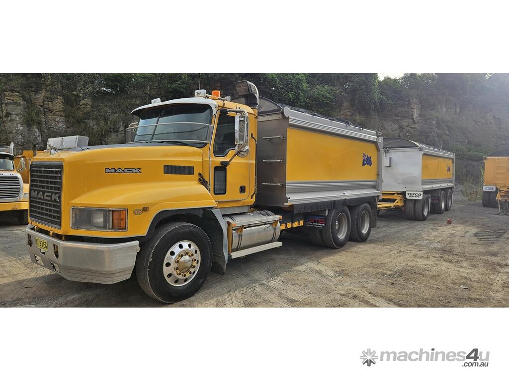 Buy Used 2005 Mack CH Tipper Trucks (1119349)