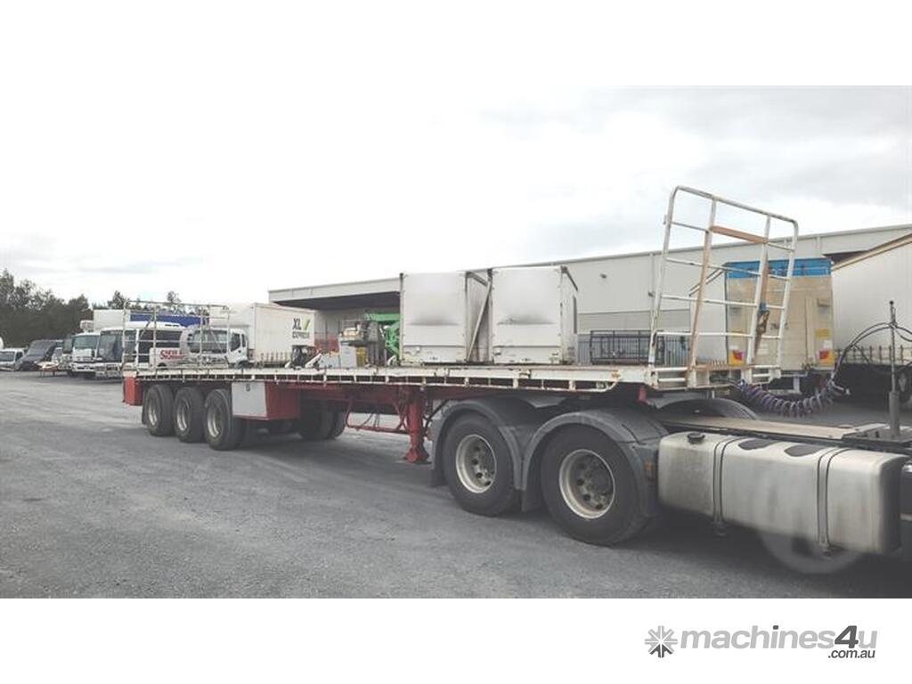 Buy Used loadmaster A TRAILER Flat Top Trailer (1143949)
