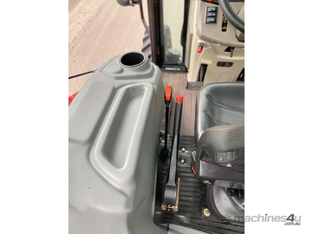 New 2025 UHI UHI754 Tractors (827649)