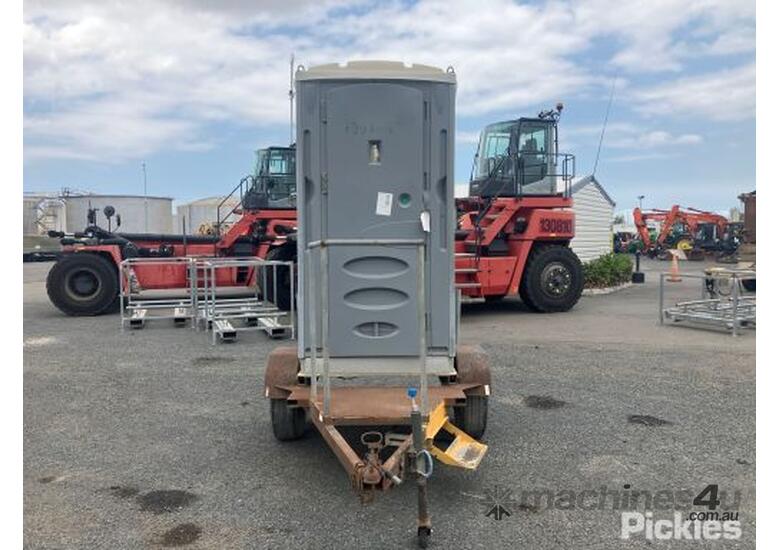 Buy Used 2010 Just Trailers 2010 Just Trailers Single Axle Mobile ...