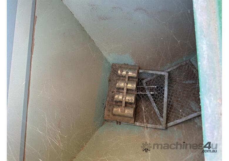 Used simplicity Simplicity 2000FM1 Front Mount Air Cart Air Seeder in ...