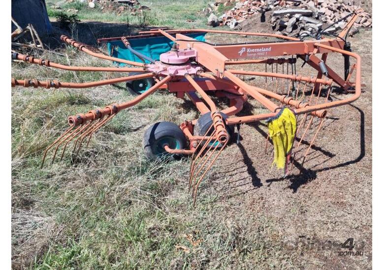 Used taarup Taarup 9042 Rake Hay and Silage Equipment in , (1064205 ...