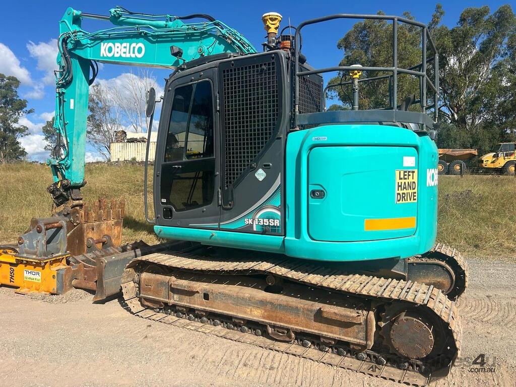 Used 2019 kobelco SK135SR-5 Excavator (1109205)