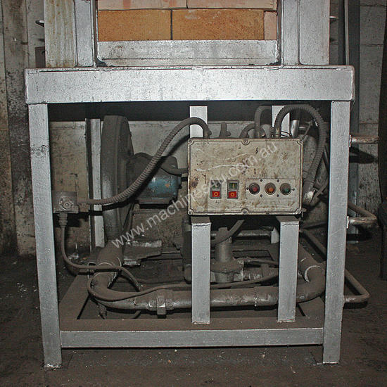 Used Unknown Gas Fired Furnace Oven blacksmiths Forge Kiln 600 Furnace ...