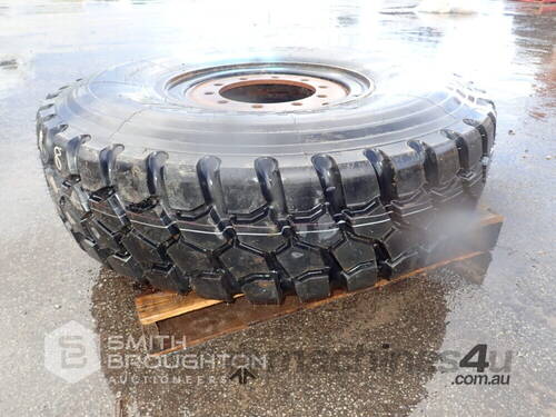Buy Used 1 X ADVANCE GL073A 14 00R20 TYRE RIM Vans in , - Listed on Machines4u