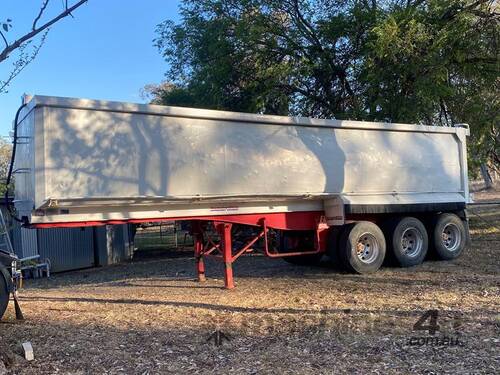 Buy Used 2008 hamelex white 2008 HAMELEX WHITE CHASSIS TIPPER Trailers ...