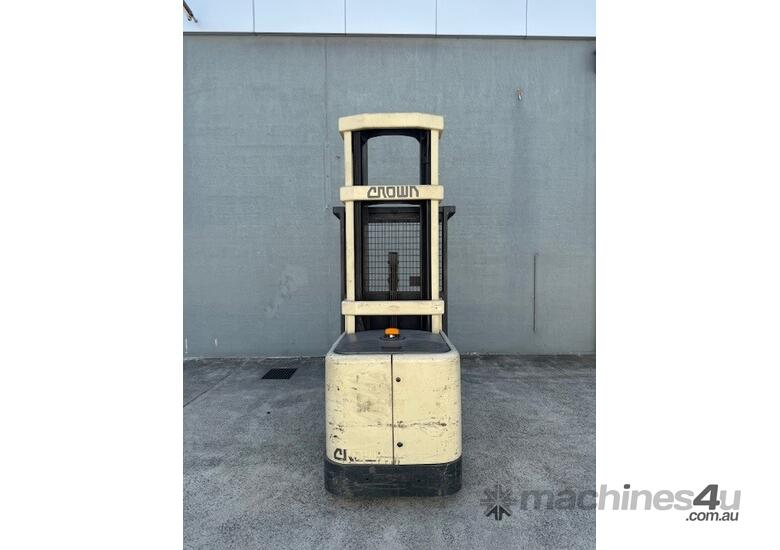 Used 1998 Crown 1998 CROWN ORDER PICKER SP3020-30 STOCK PICKER Stock ...