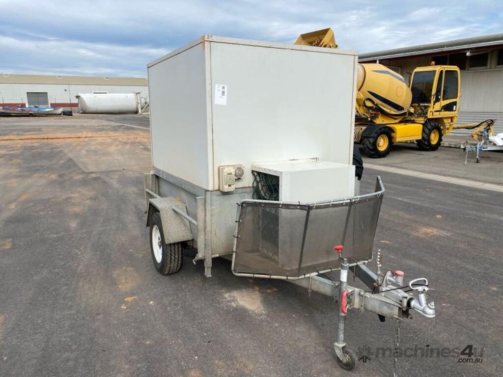 Buy Used 2021 Custom 2021 Custom Refrigerated Box Trailer Trailers in ...