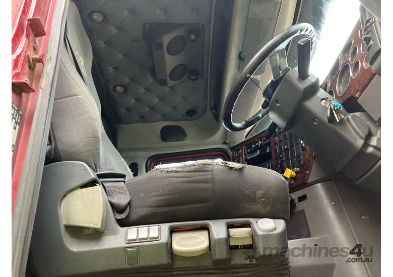 Buy Used 2016 Mack 2016 Mack Titan CLXT Prime Mover Sleeper Cab Trucks ...