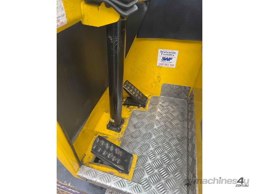 Used 2017 combilift C3000 Side Loader Forklift (1113251)