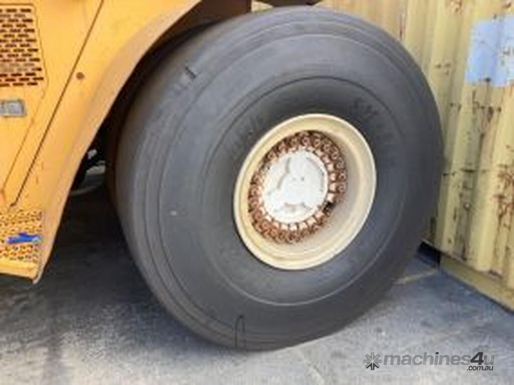 Used 2006 Omega/Fantuzzi 45 Tonne Container Reach Stacker Reach Trucks ...