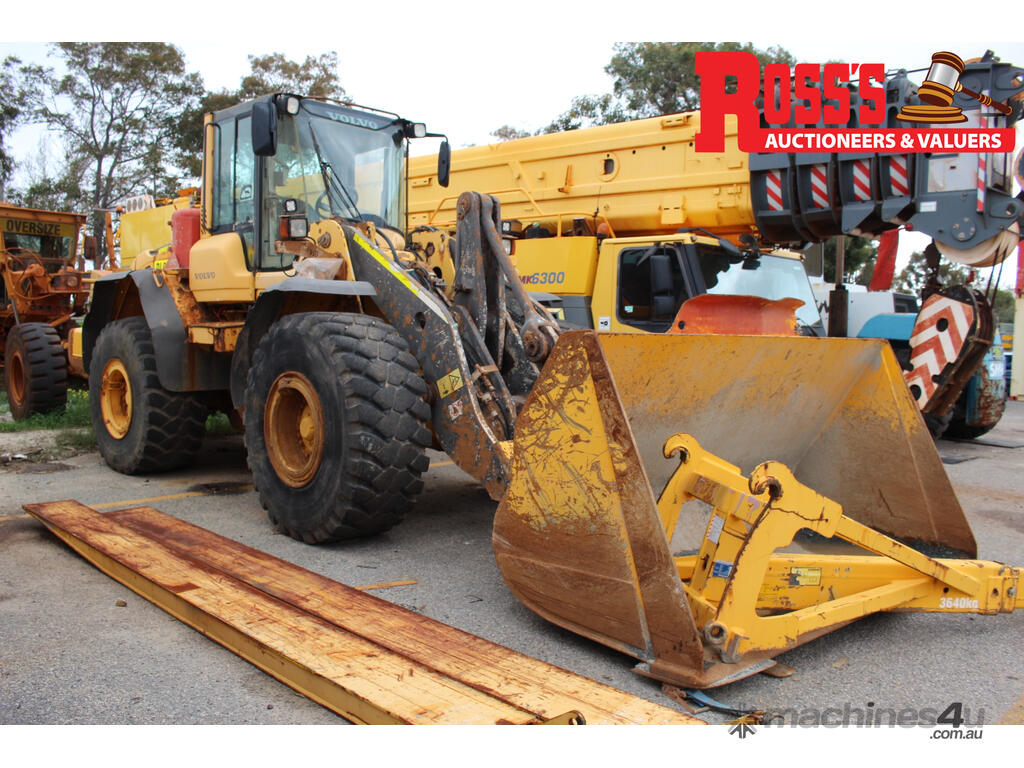 Used Volvo L120F Wheel Loader in , - Listed on Machines4u