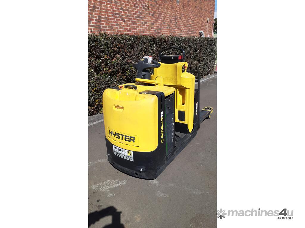 Used 2016 hyster LO2 0 Stock Pickers (830752)
