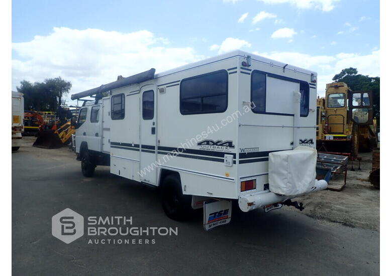 Buy Used 2010 MITSUBISHI 7 800 4X4 DUAL CAB WINNEBAGO 4X4 OUTBACK ...