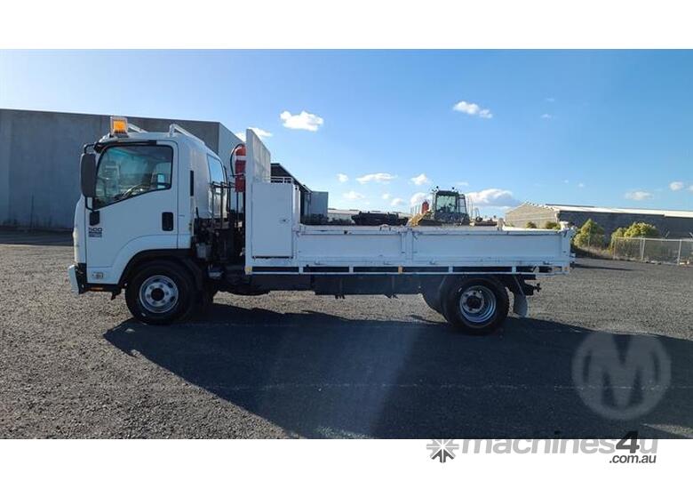 Buy Used Isuzu FRR500 Dual Cab Trucks in , - Listed on Machines4u