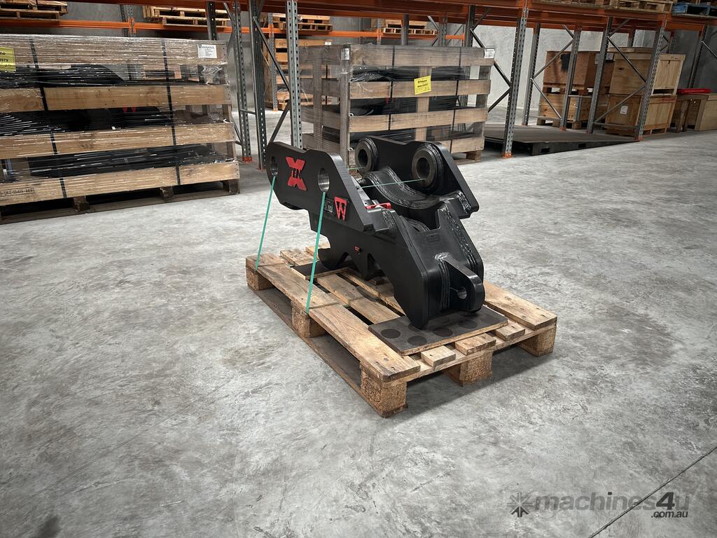 New Wedgelock CS5-270-3 Quick Hitch in YATALA, QLD