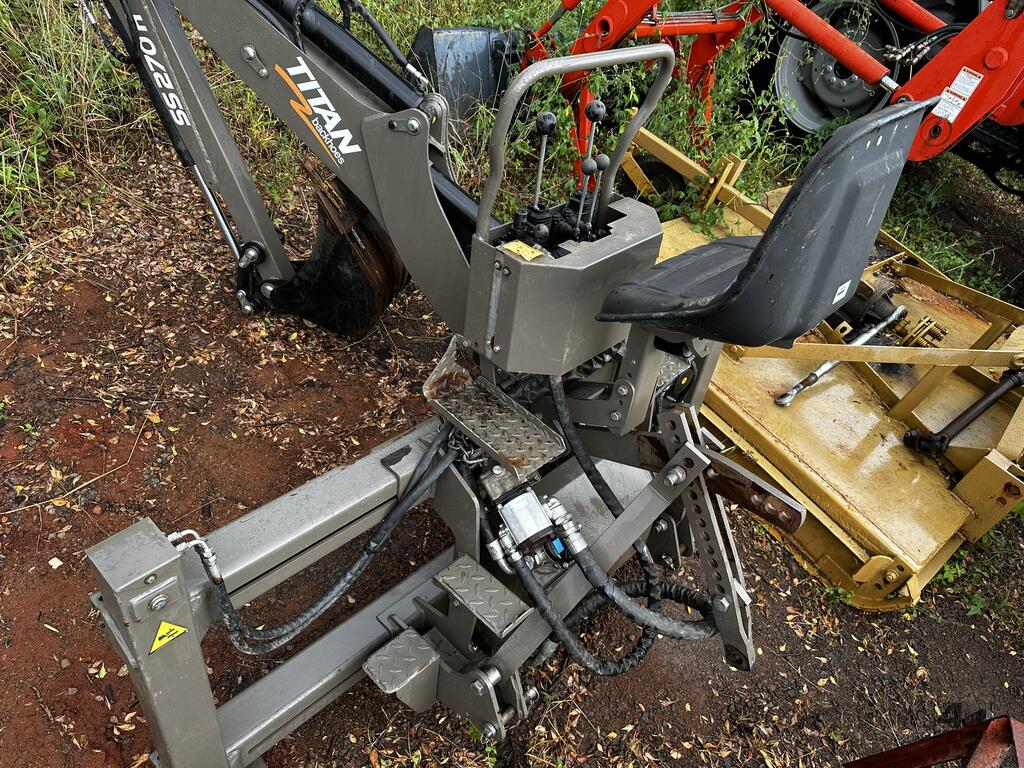 Used 2022 titan C270 3PL Backhoe Attachment (872754)