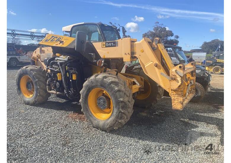 Used jcb 541-70 7-10m Lift Height Telehandler in , - Listed on Machines4u