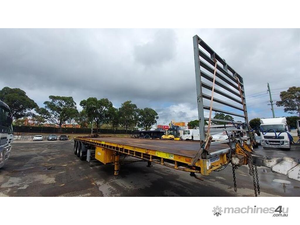 Buy Used freighter ST3 Trailers (1084355) - Listed on Machines4u