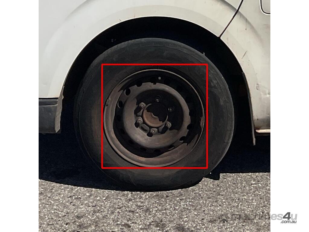 Used Toyota 2010 Toyota Hiace Diesel (1201355)