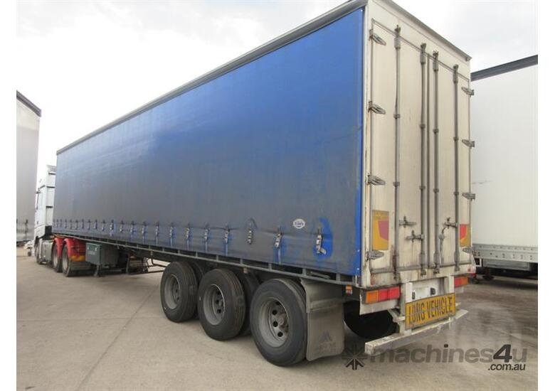 Buy Used maxi trans Maxitrans Freighter Tautliner Trailer in , - Listed on Machines4u