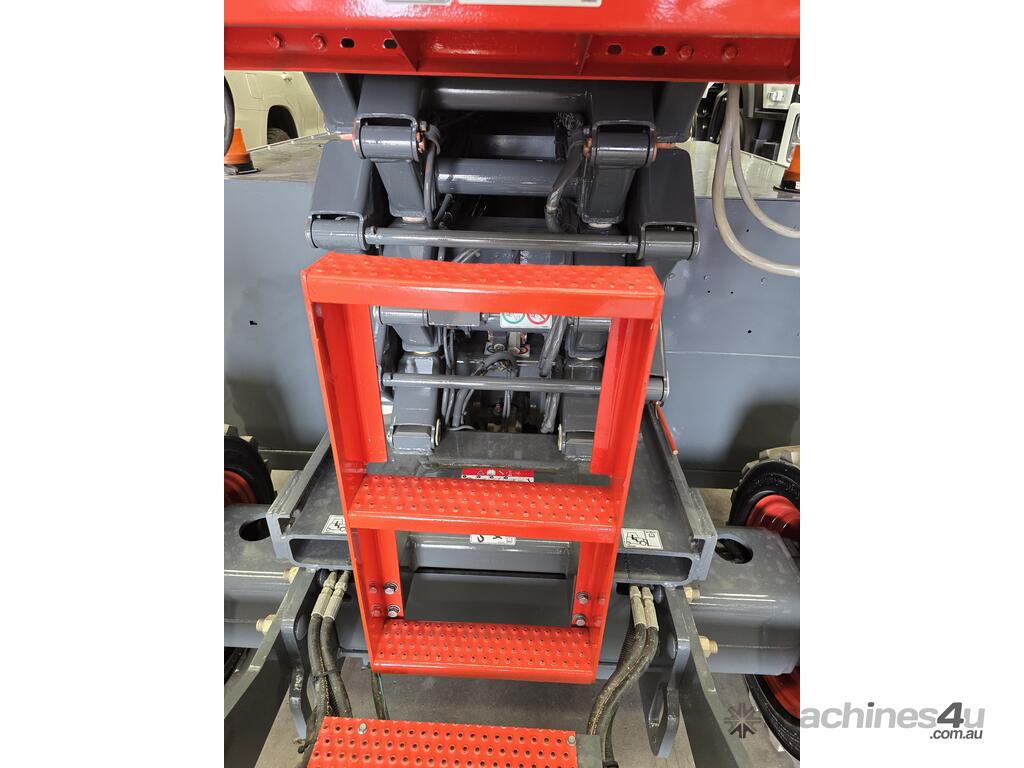 Used 1999 skyjack SJ6832RT Rough Terrain Scissor Lift in WILLIAMSTOWN, VIC
