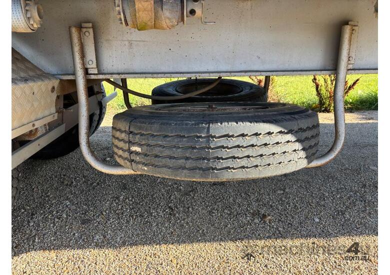 Buy Used 2003 freighter Road Train set up - 45ft Maxitrans Freighter 45ft Loadmaster Flat Top ...