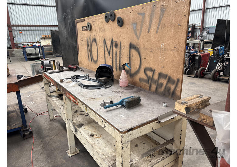 Used Workbench Work Benches (1071856) - Listed on Machines4u