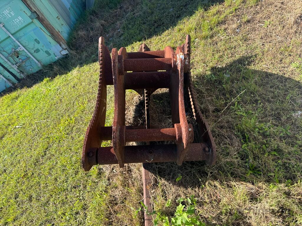 Used Grab Attachment suit 13t Excavator (1114256)