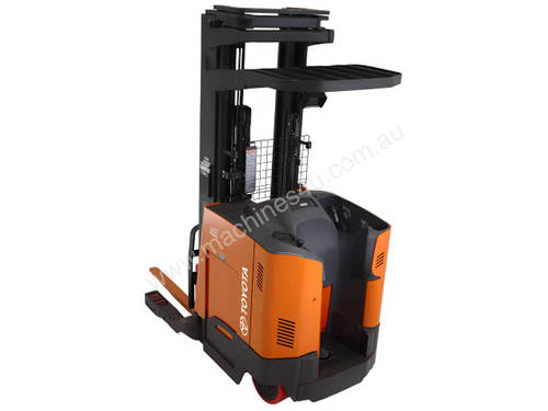 New Toyota Toyota 7000 Series Reach Forklift Reach Trucks in , - Listed ...