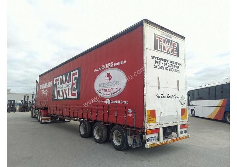 Buy Used maxi trans Maxitrans 45ft Drop Deck Tautliner Truck in , - Listed on Machines4u