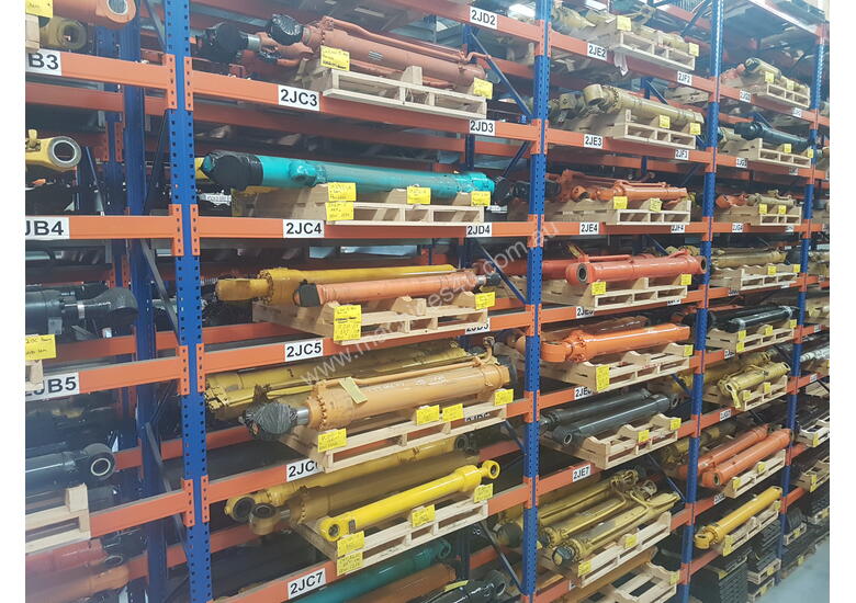 Used Hitachi EX700-1 Excavator Parts in , - Listed on Machines4u