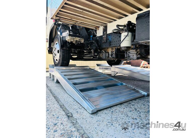 New Tools Galore Truck Wheel Riser Ramps For Single Axle Rear Wheels 8 ...