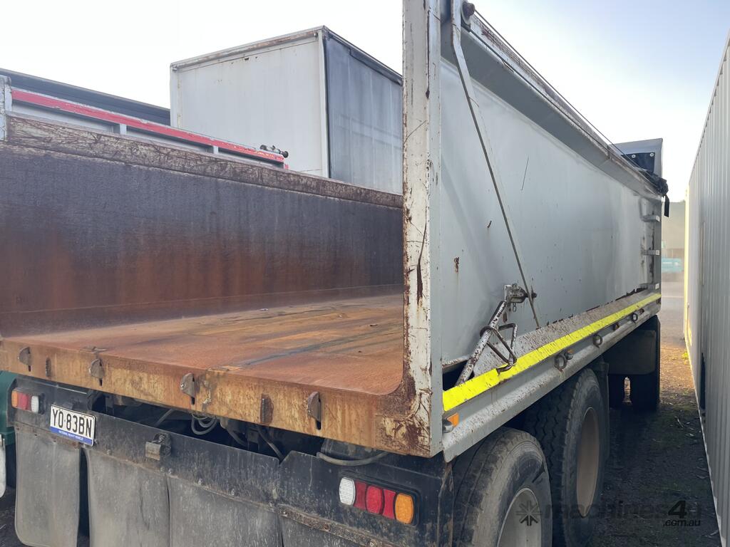 Buy Used 2018 Tri Tipping Trailer 2018 HRS Tri Tipping Dog Trailer ...