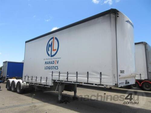 Buy Used maxi trans Maxitrans Freighter Tautliner Trailer in , - Listed on Machines4u
