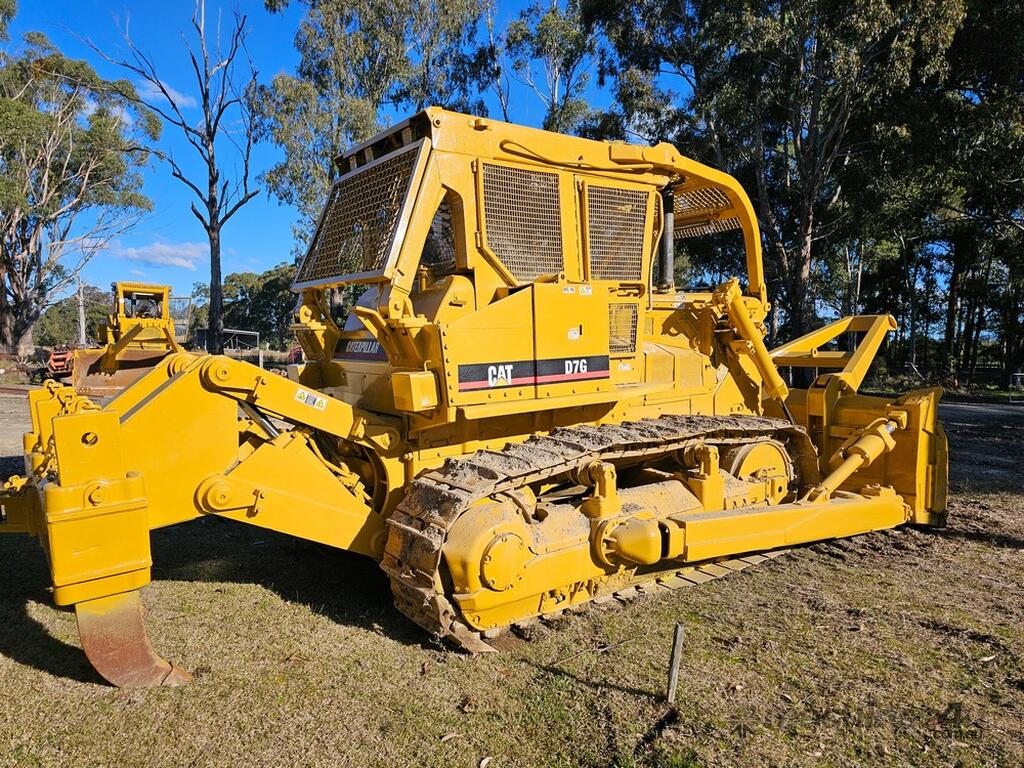 Used 1985 Caterpillar D7G Dozer (1005158)