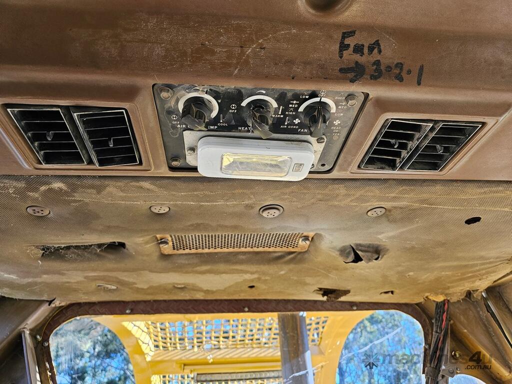 Used 1985 Caterpillar D7G Dozer (1005158)