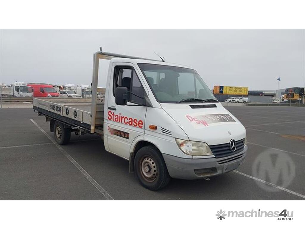 Buy Used mercedes benz Mercedes-Benz LCV-2 Trucks (1080458) - Listed on ...