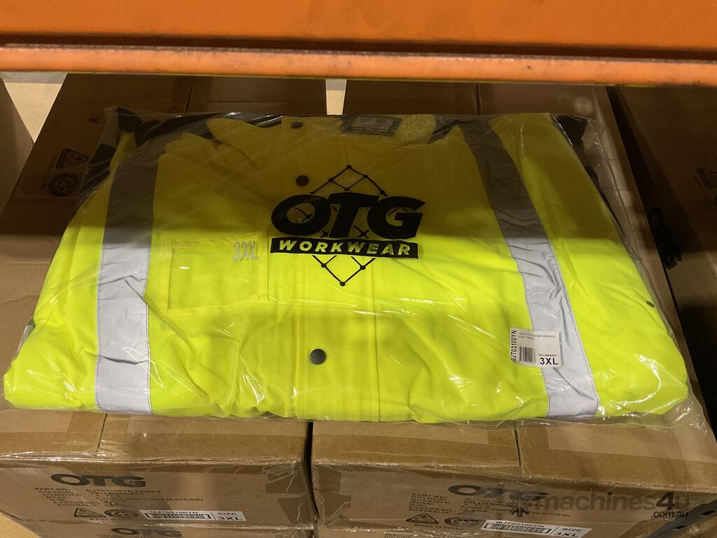 Used 4x Boxes OTG 4 in 1 Jackets (1098658)