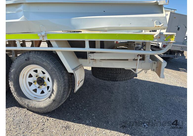 Buy Used 2023 shermac engineering 2023 Shermac Engineering Tandem Axle ...