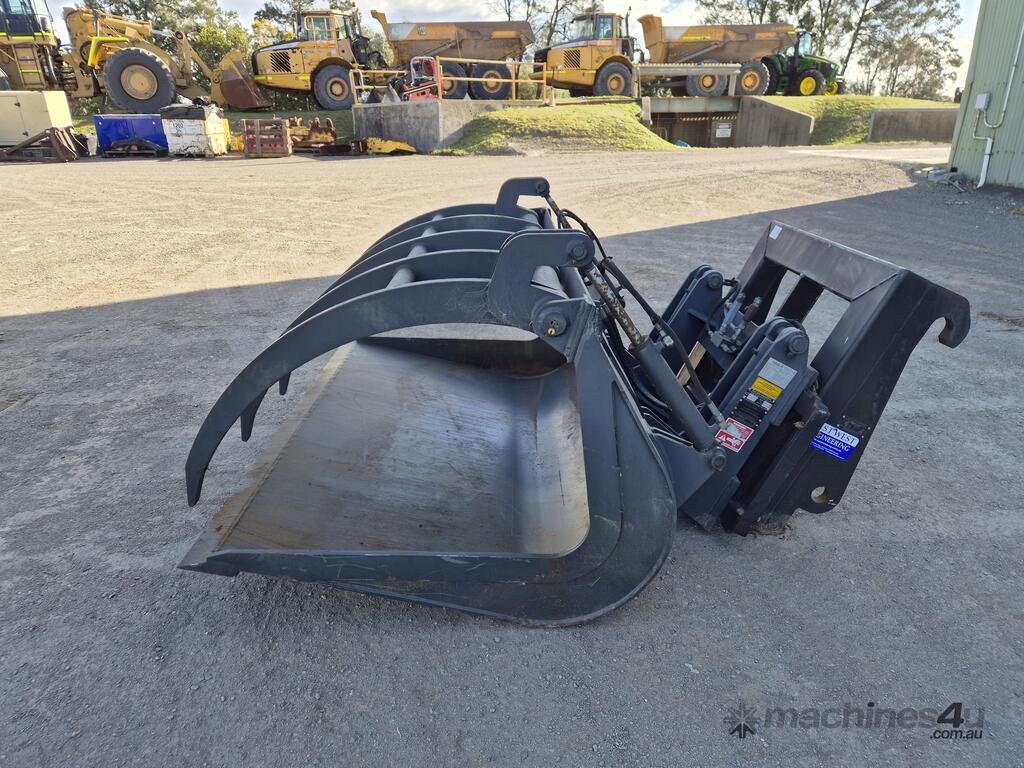 Used east west engineering Loader Grab Attachment With Loader Frame ...
