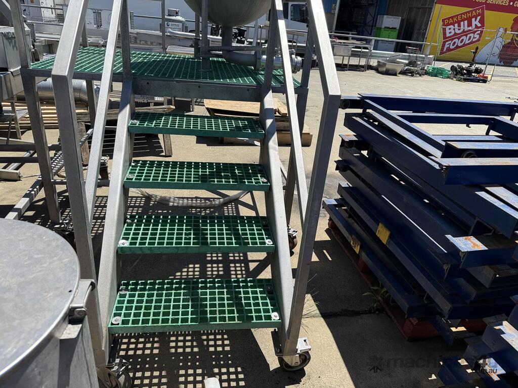 Used stainless steel Mixer Jacketed 740mm dia x 600mm high Platform ...