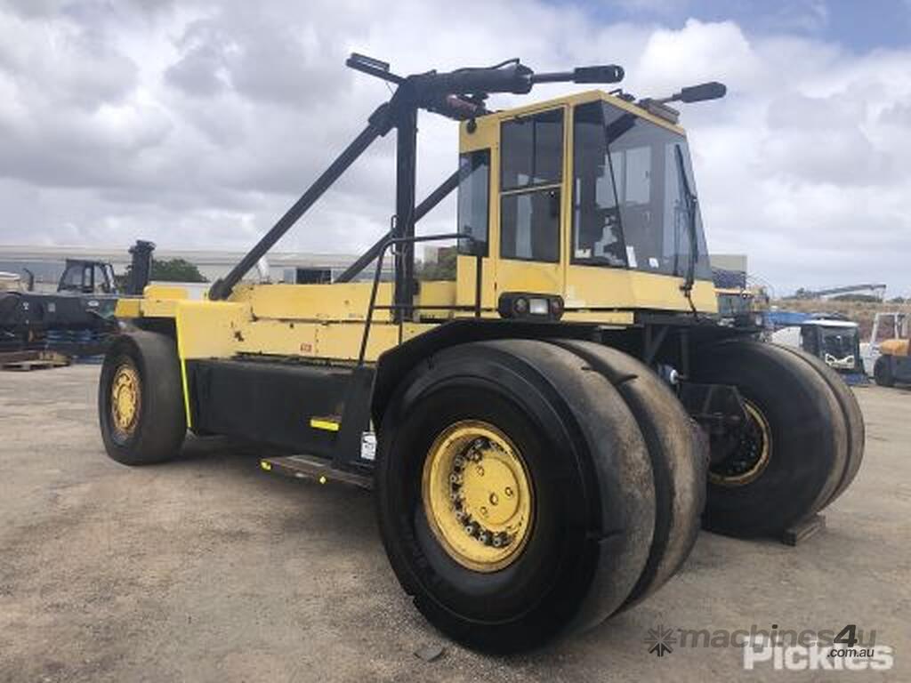 Used omega 48C Laden Container Handler in , - Listed on Machines4u