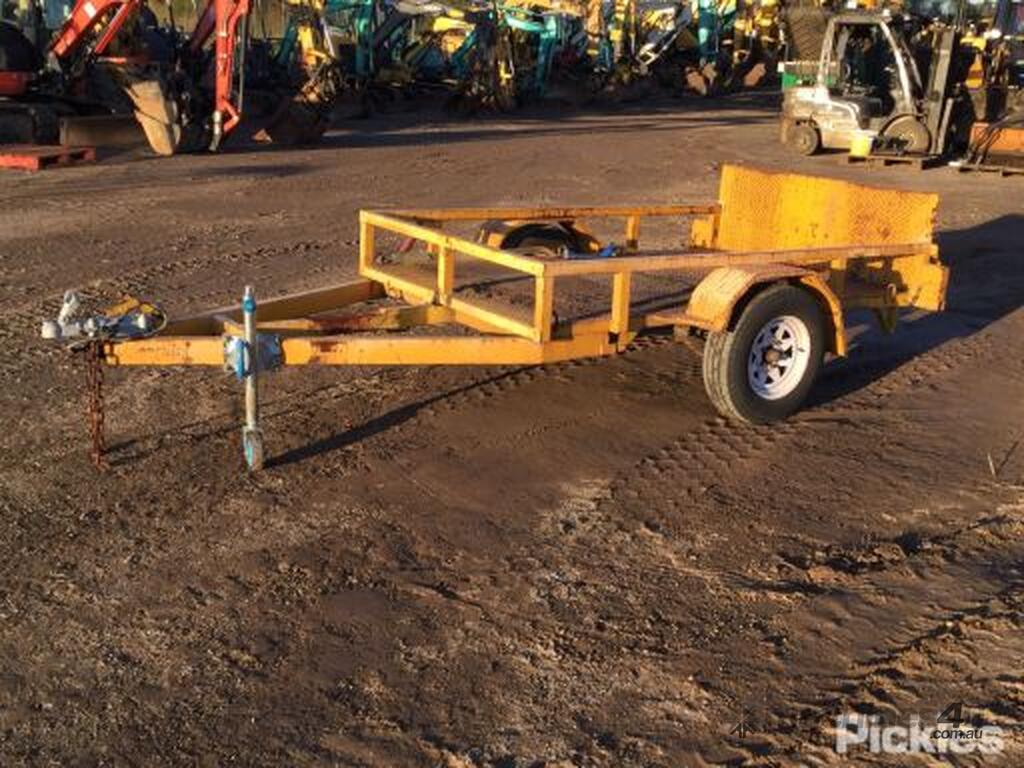 Buy Used B & M Trailer 2007 B M Trailer Flat Top Trailer in , - Listed ...