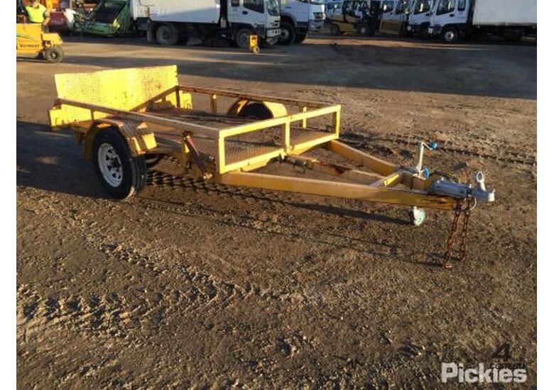 Buy Used B & M Trailer 2007 B M Trailer Flat Top Trailer in , - Listed ...