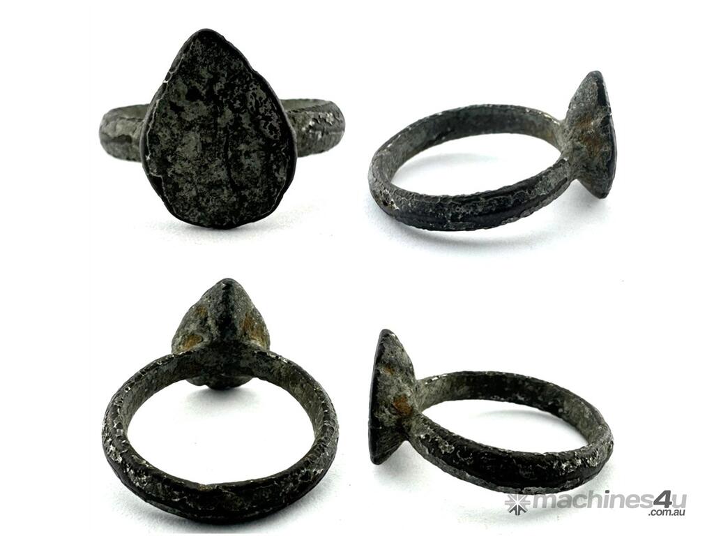 Used CIRCA. 1ST CENTURY A.D. ROMAN EMPIRE BRONZE RING CIRCA 1ST CENTURY ...