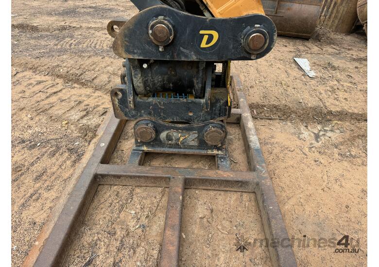 Used 2027 Case Case CX220C Excavator 22-Tonne Buckets and Rippers ...