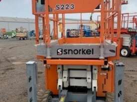 Hire 2015 snorkel S2255RT Elevated Work Platform (1128906)
